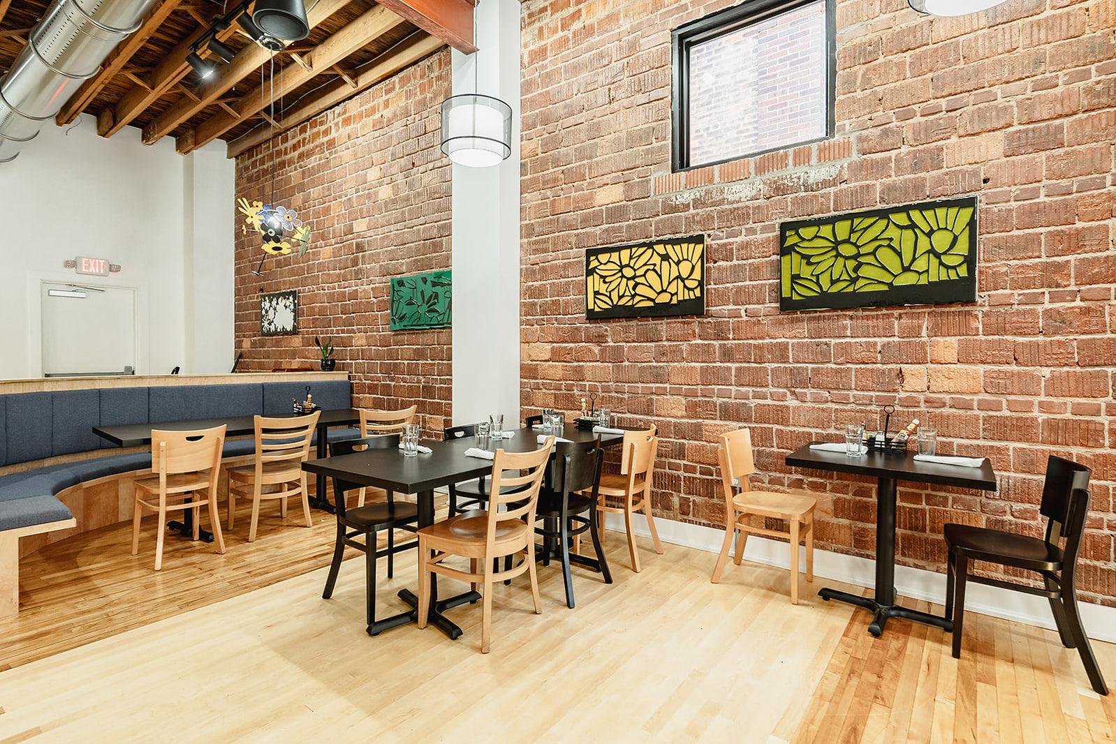 SLEEPY BEE COLLEGE HILL – Brazee Studios